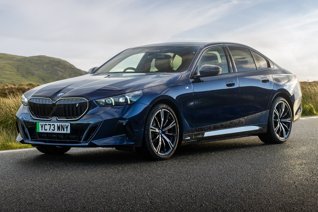 BMW i5 (2025) boot space & practicality