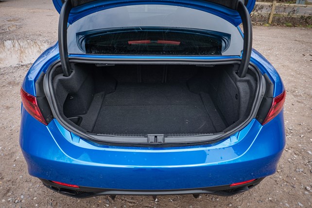 Alfa Romeo Giulia (2025) boot space & practicality