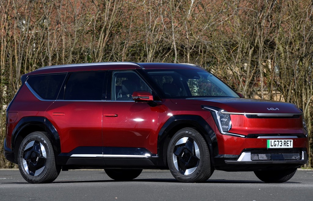 Kia EV9 (2025) boot space & practicality