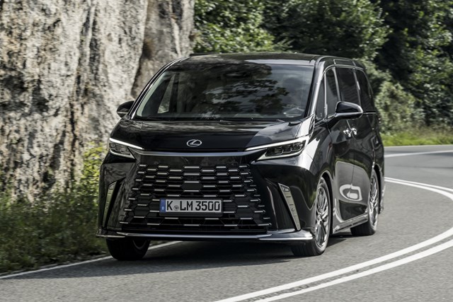 Lexus LM Review (2025)