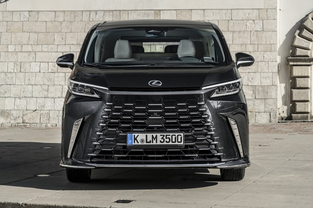 Lexus LM Review (2025)