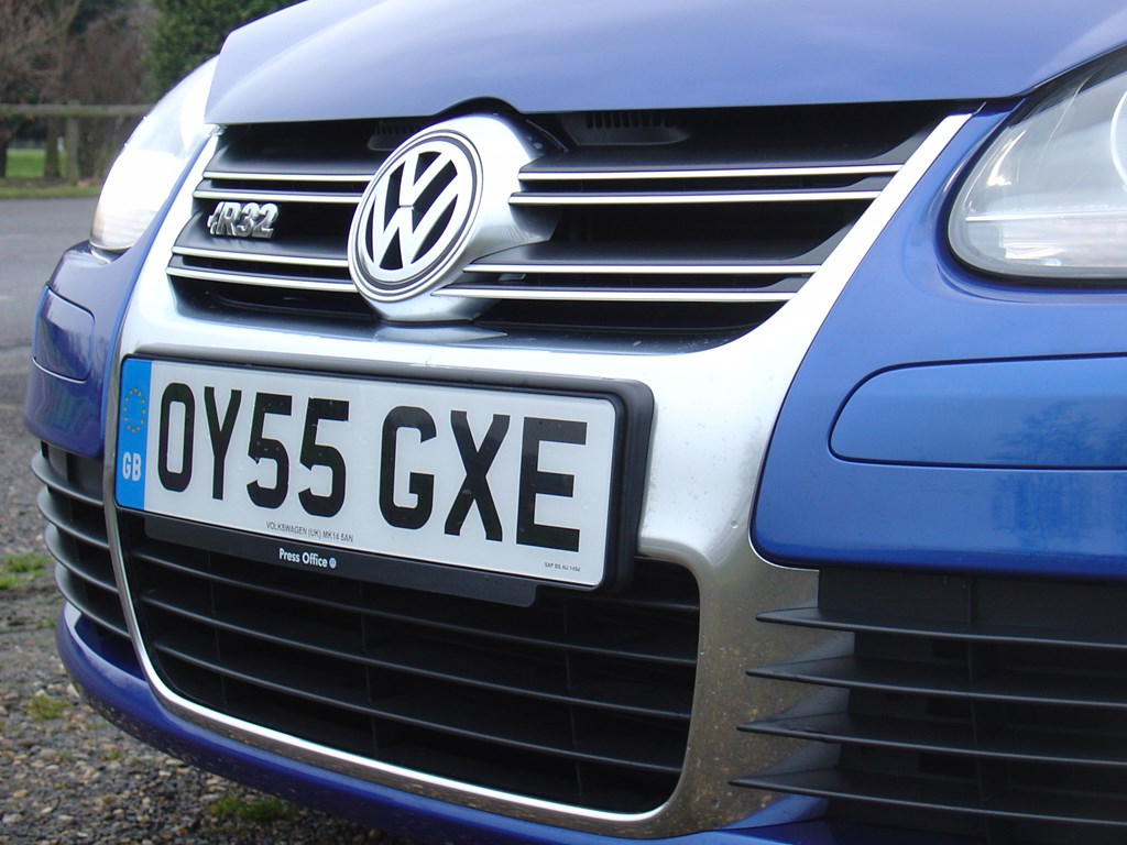 Volkswagen Golf R32 (2005-2008) review and buying guide
