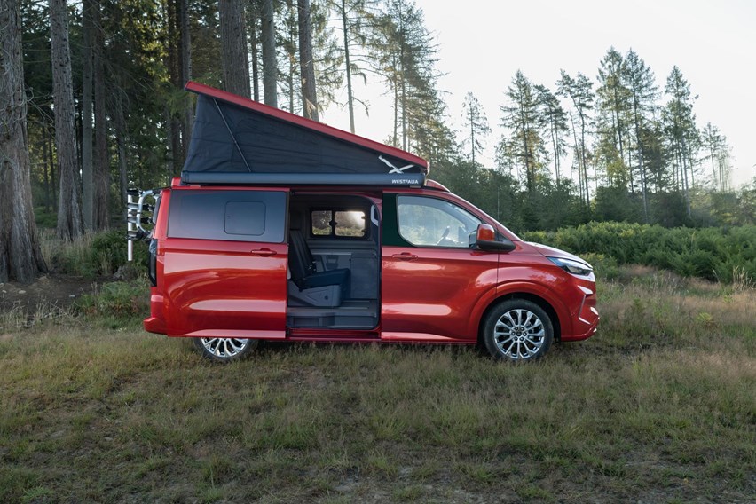 Ford Nugget Camper Van – plug-in power, all-wheel drive and now with ...