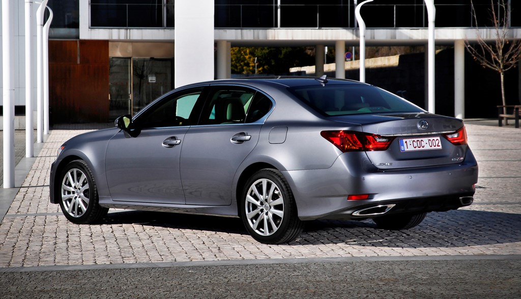 Used Lexus GS Saloon (2012 - 2018) boot space & practicality