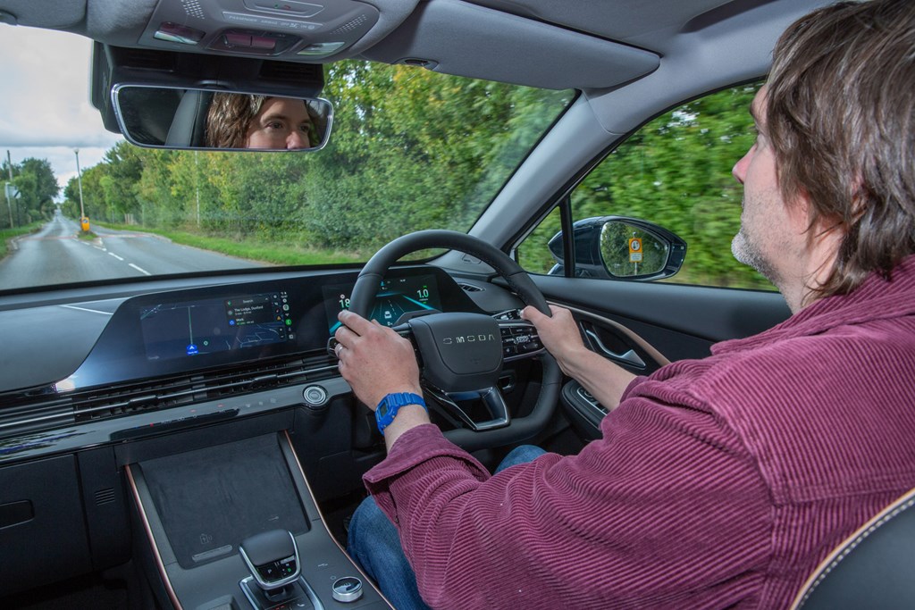 OMODA 5 Review (2025)