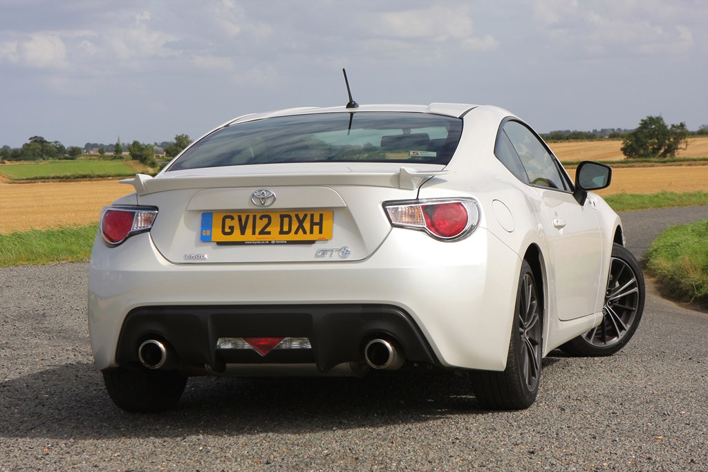 Used Toyota GT86 Coupe (2012 - 2021) Review