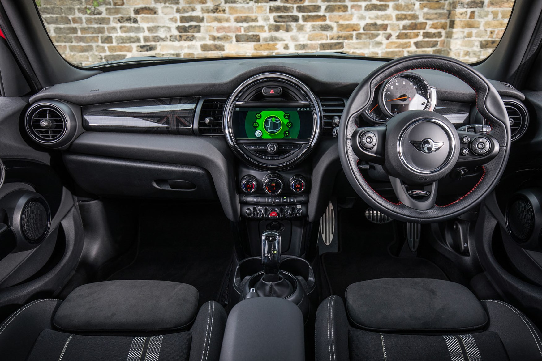 Used MINI Hatchback Hatchback (2014 - 2024) interior