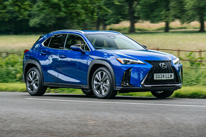 Lexus UX (2024) engines & performance
