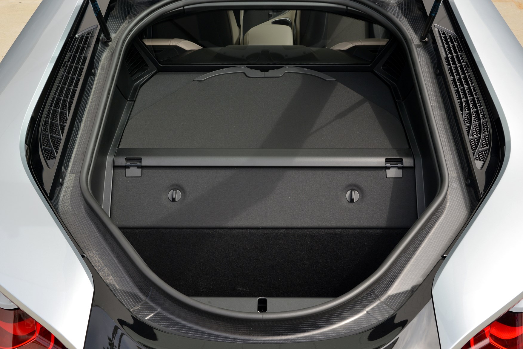 Used BMW i8 Coupe (2014 - 2020) boot space & practicality