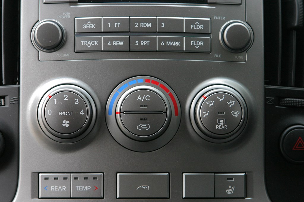 Used Hyundai i800 Estate (2008 - 2019) Review