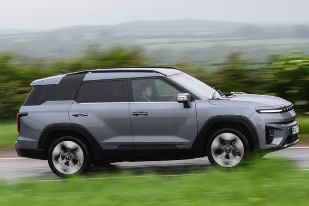 KGM Torres SUV (2024 - 2026) specs & dimensions | Parkers