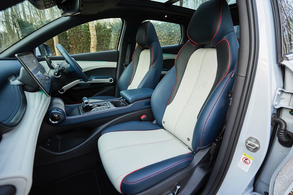 BYD Atto 3 (2025) boot space & practicality