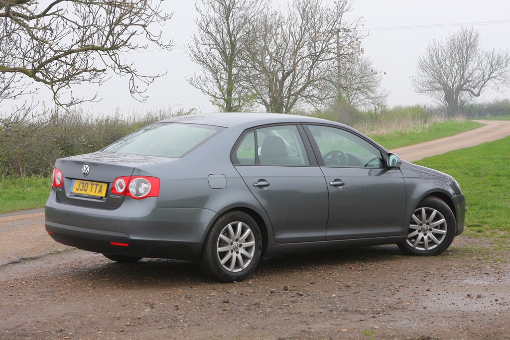 Used Volkswagen Jetta Saloon (2006 - 2010) Review