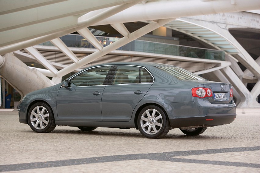Used Volkswagen Jetta Saloon (2006 - 2010) Review