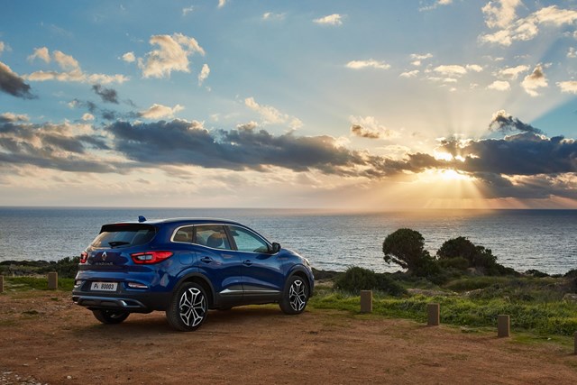 Used Renault Kadjar 4x4 (2015 - 2022) boot space & practicality | Parkers