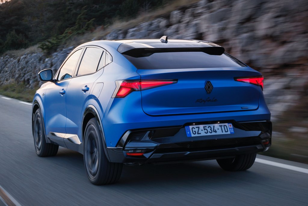 Renault Rafale (2025) boot space & practicality