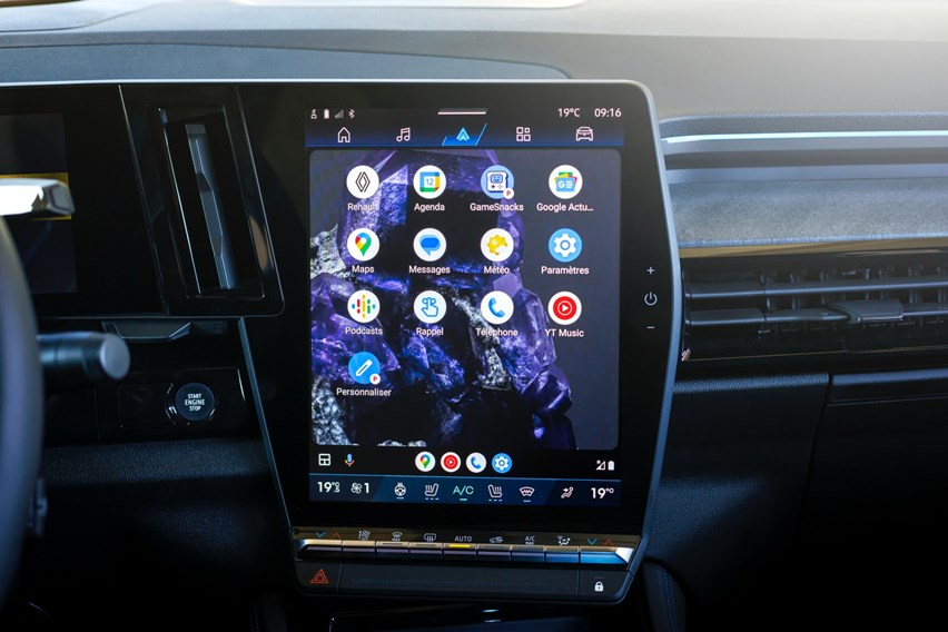 Renault Rafale Review (2025)