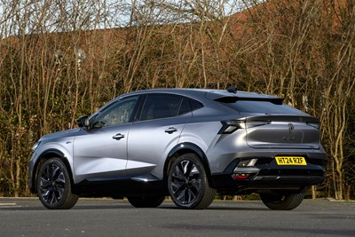 Renault Rafale (2025) boot space & practicality