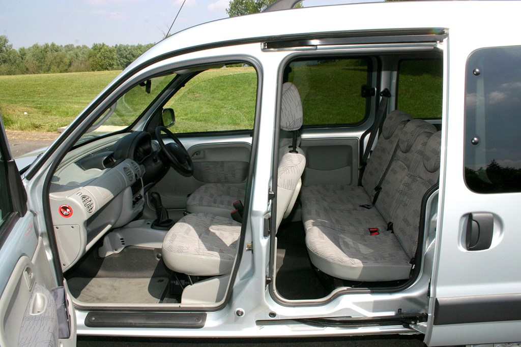 Used Renault Kangoo Estate (1999 - 2008) boot space & practicality