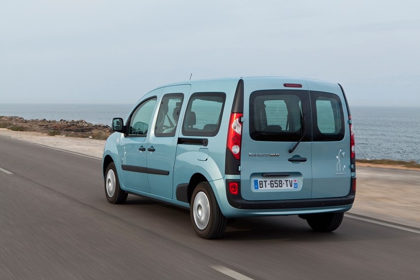 Used Renault Kangoo Estate (2009 - 2012) boot space & practicality