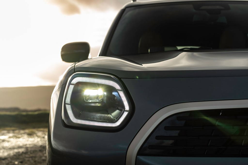 MINI Countryman (2025) boot space & practicality