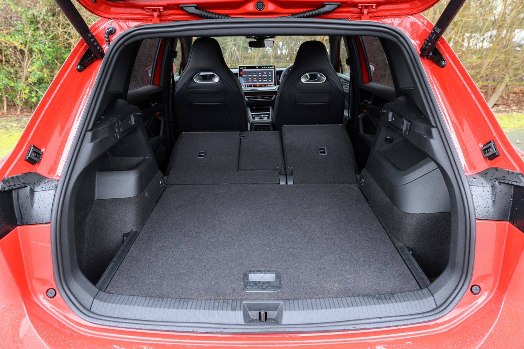 Volkswagen Tiguan (2026) boot space & practicality
