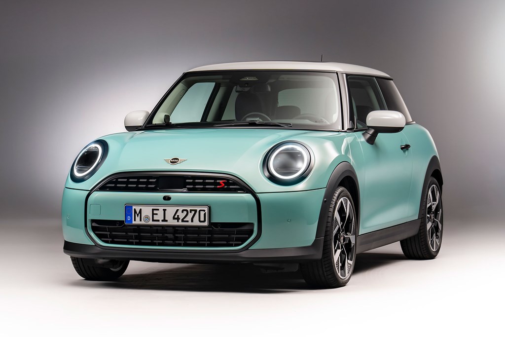 MINI Cooper (2025) mpg, costs & reliability