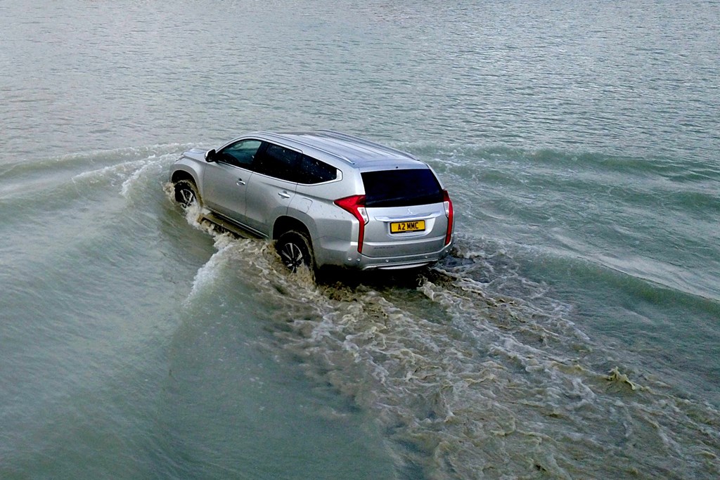 Used Mitsubishi Shogun Sport SUV (2018 - 2021) boot space & practicality