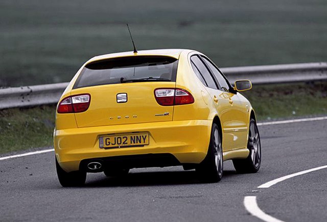 Used SEAT Leon Cupra R (2002 - 2005) Review