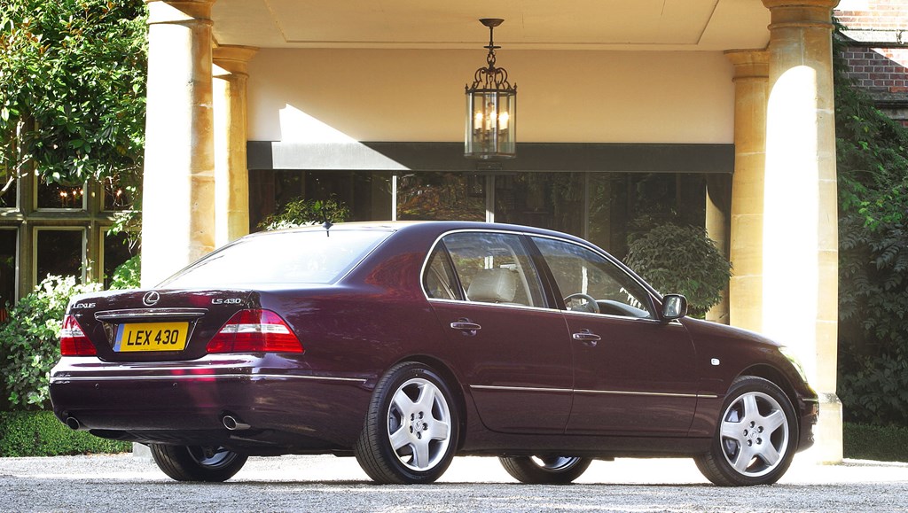 Used Lexus LS Saloon (2000 - 2006) Review