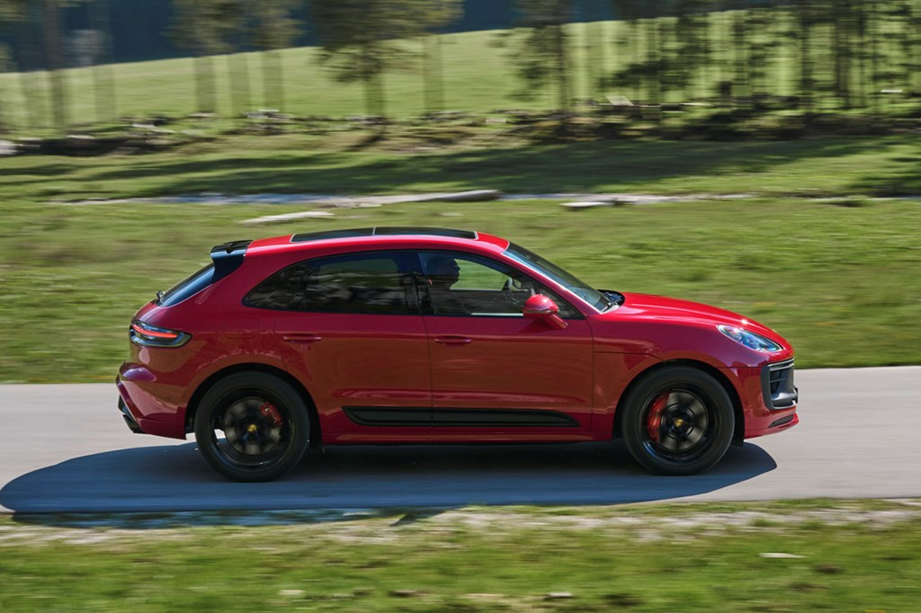 Porsche Macan 4x4 Review (2025)