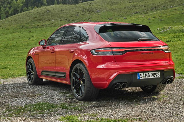 Porsche Macan 4x4 Review (2025)