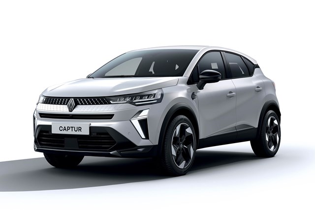Botox and a bigger toybox: facelifted 2024 Renault Captur unveiled