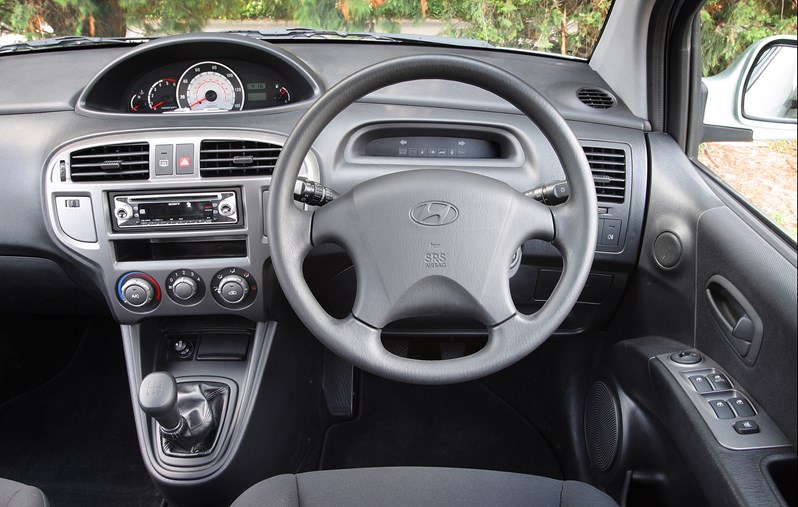 Used Hyundai Matrix Estate (2001 - 2010) interior