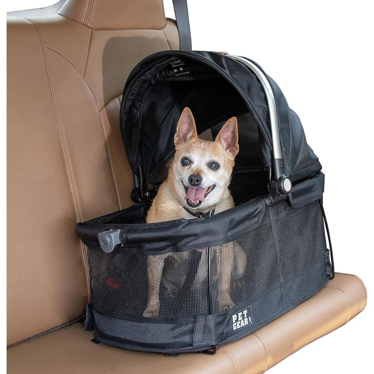 Best pet car seat in 2025 designed for safety and comfort