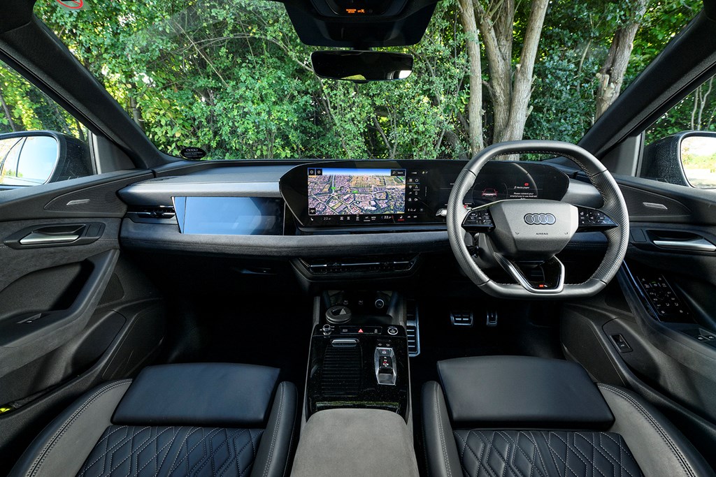 Audi Q6 e-tron (2025) boot space & practicality