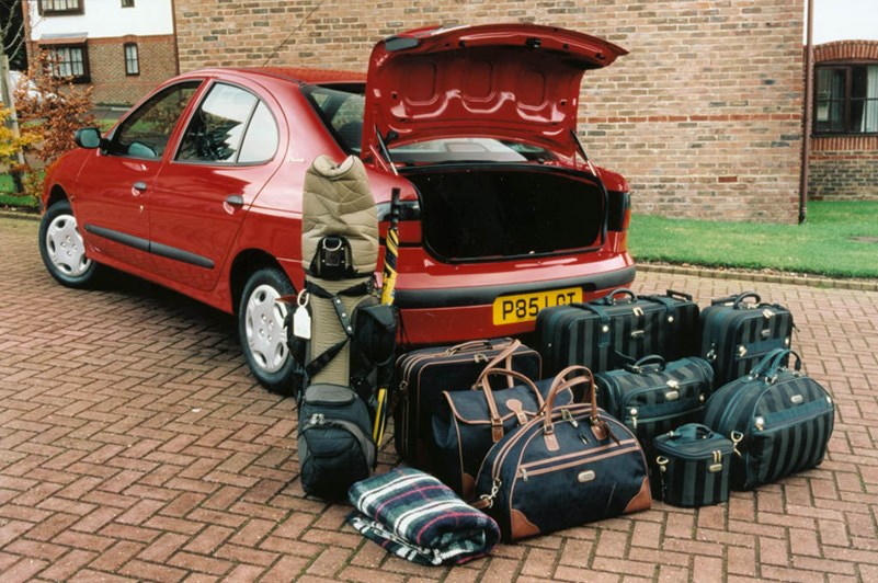 Used Renault Megane Saloon (1996 - 2003) boot space & practicality