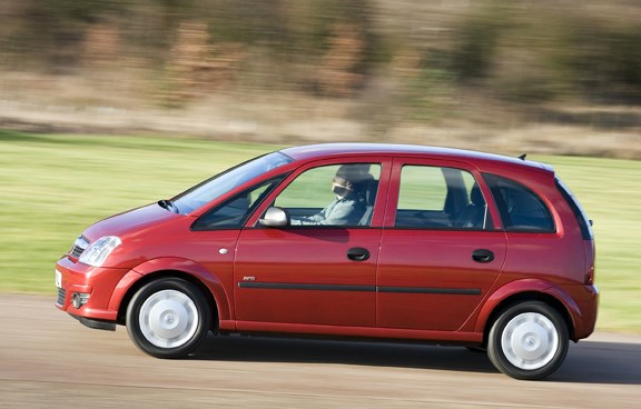 Used Vauxhall Meriva Estate (2003 - 2010) boot space & practicality