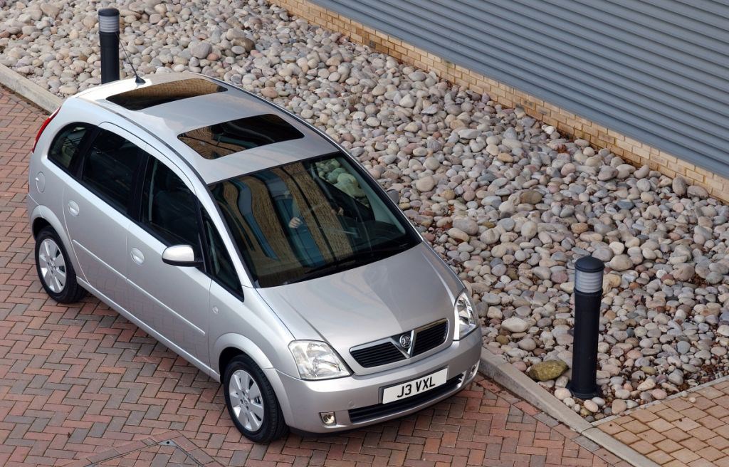 Used Vauxhall Meriva Estate (2003 - 2010) boot space & practicality