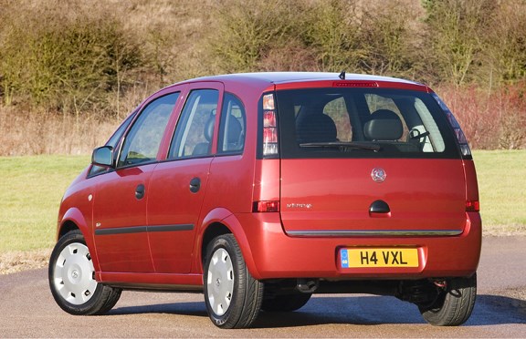 Used Vauxhall Meriva Estate (2003 - 2010) boot space & practicality