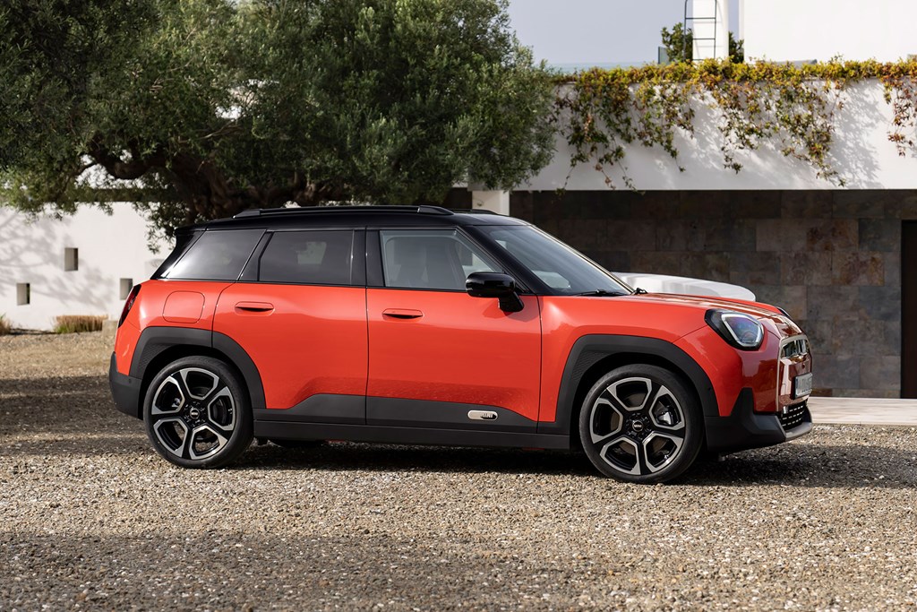 Diversify and electrify: new MINI Aceman EV launched