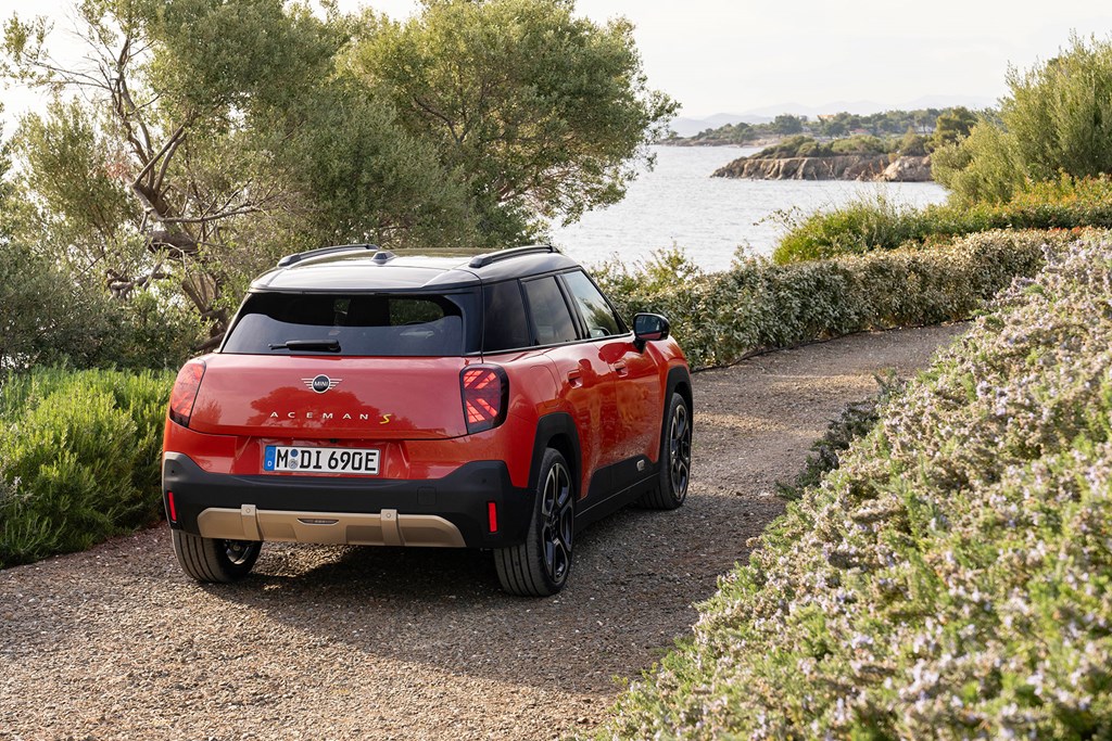 Diversify and electrify: new MINI Aceman EV launched