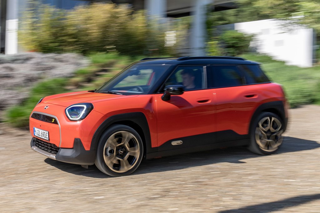 Diversify and electrify: new MINI Aceman EV launched
