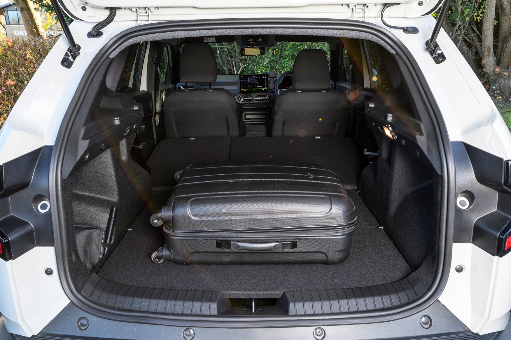 Dacia Duster (2026) boot space & practicality