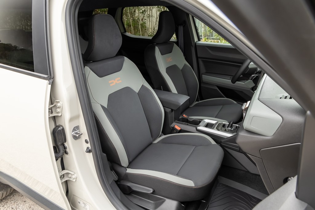 Dacia Duster (2025) boot space & practicality