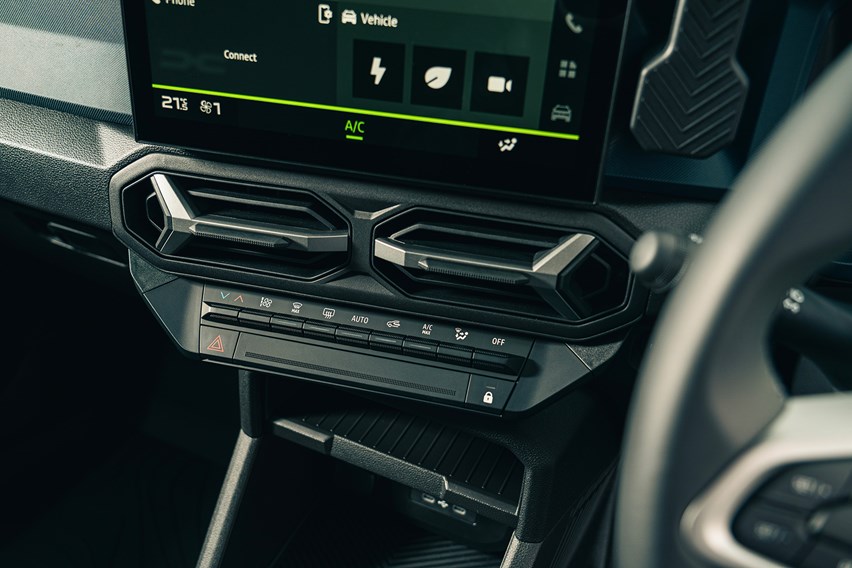 Dacia Duster (2025) interior