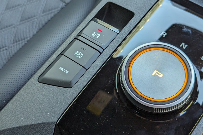 MG 3 Hybrid (2025) interior