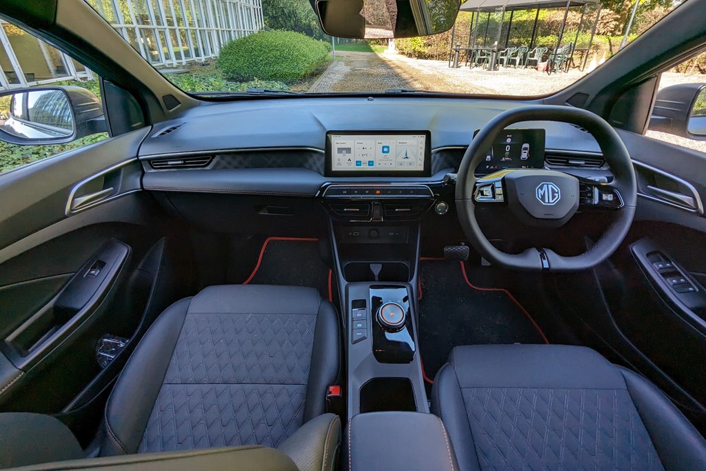 MG 3 Hybrid (2025) boot space & practicality