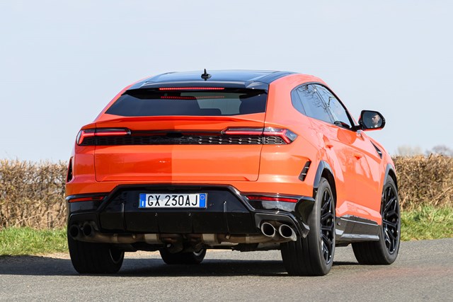 Lamborghini Urus Review (2026)