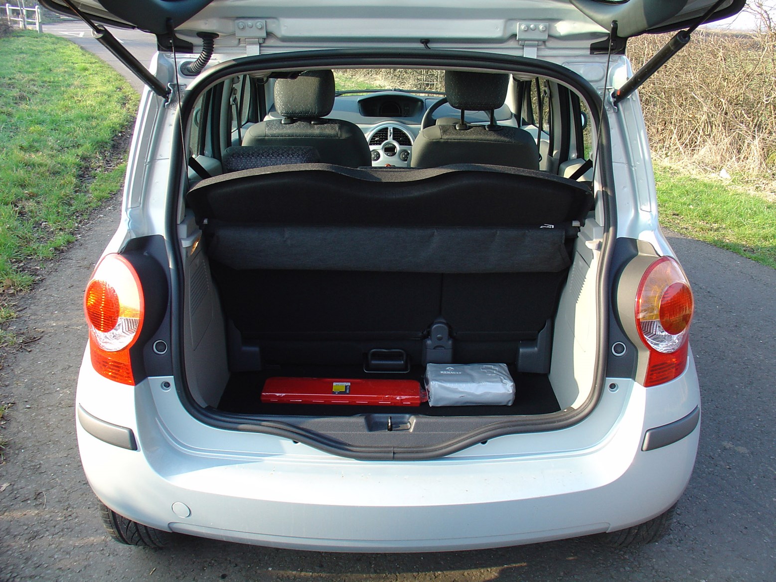 Used Renault Modus Hatchback (2004 - 2012) boot space & practicality
